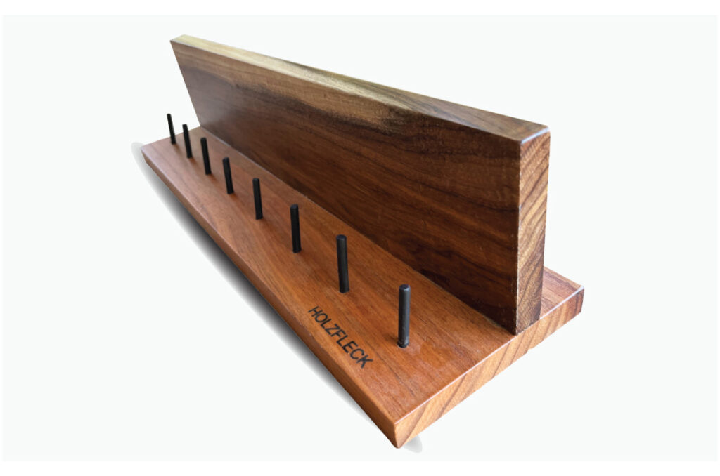 Shelf Eight-Pin Keyholder - Holzfleck Joinery
